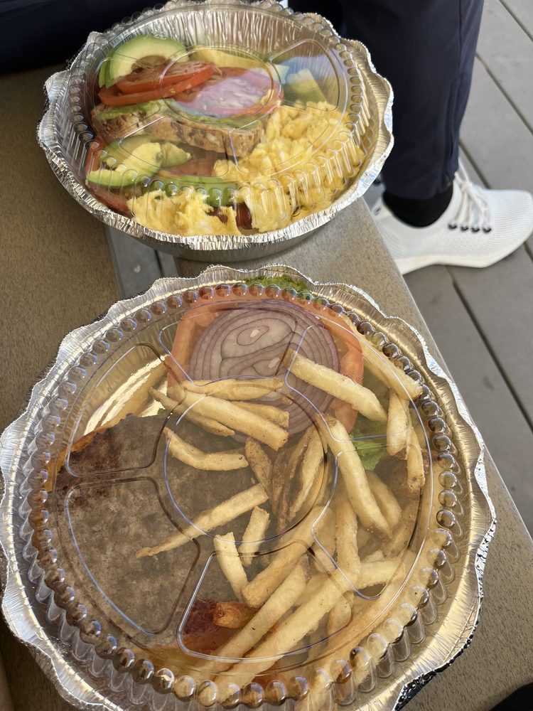 HONEY BERRY CAFE - Updated August 2024 - 22 Reviews - 1321 3rd Ave ...
