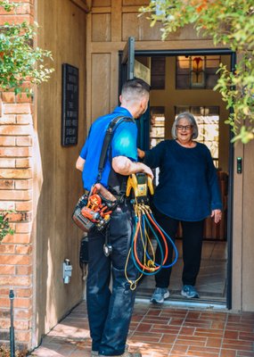 Hurst SUNNY SERVICE - Updated November 2024 - 43 Photos & 37 Reviews ...