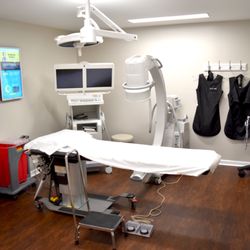 CLEAVER MEDICAL GROUP DERMATOLOGY - 64 Photos & 14 Reviews - 105 ...