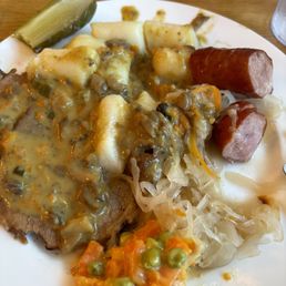 RED APPLE BUFFET - Updated September 2025 - 205 Photos & 301 Reviews ...