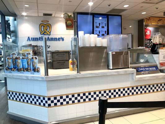 SAY SI BON - THE PARADIES SHOPS - Updated December 2024 - 24558 E 75th ...