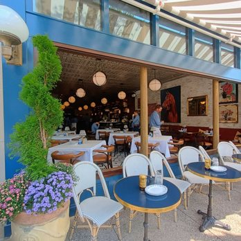 LOLA’S BISTRO - Updated December 2025 - 52 Photos & 31 Reviews - 86 N ...