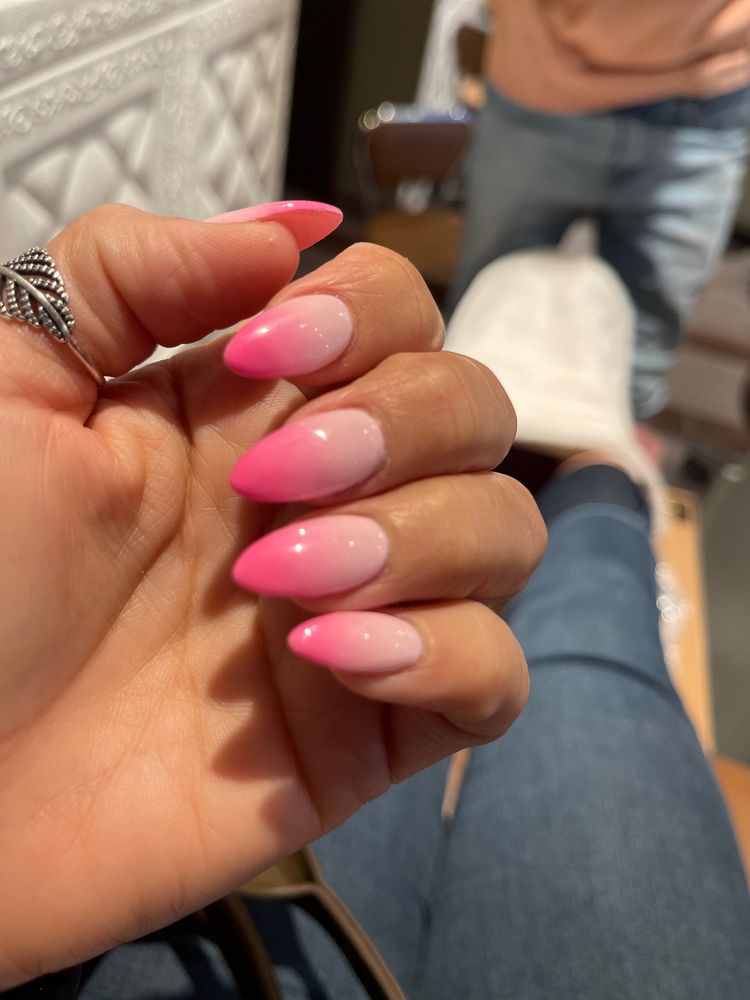 QUEEN NAILS - 95 Photos & 92 Reviews - 405 N Eola Rd, Aurora, IL ...