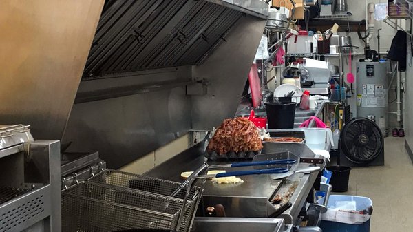 ELKRIDGE DELI CAFE - 98 Photos & 80 Reviews - 6325 Washington Blvd ...