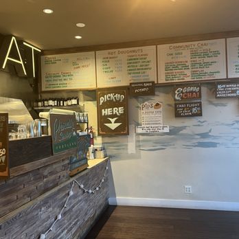 PIP’S ORIGINAL DOUGHNUTS & CHAI - 4545 Photos & 3076 Reviews - 4759 NE ...
