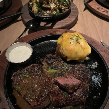 CARVE AMERICAN GRILLE - CENTRAL AUSTIN - Updated July 2024 - 335 Photos ...
