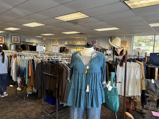 THE COTTAGE SHOP - Updated January 2026 - 39 Photos & 75 Reviews - 811 ...