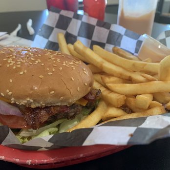STAMPEDE BURGER - Updated September 2025 - 33 Photos & 18 Reviews - 701 ...