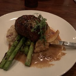 HALYARDS RESTAURANT - 152 Photos & 185 Reviews - 55 Cinema Ln, Saint ...