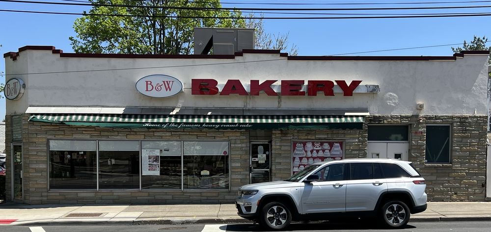 B & W BAKERY - Updated October 2025 - 371 Photos & 343 Reviews - 614 ...