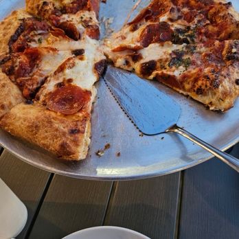 TWISTED PYE - Updated May 2025 - 113 Photos & 61 Reviews - 1851 Market ...