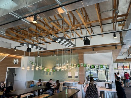 SHAKE SHACK SAN TAN VILLAGE - Updated August 2025 - 232 Photos & 353 ...