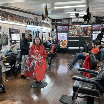 DIAMOND CUTS BARBER SHOP - Updated December 2025 - 126 Photos & 56 ...