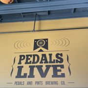 PEDALS & PINTS BREWING - 182 Photos & 178 Reviews - 156 W Hillcrest Dr ...