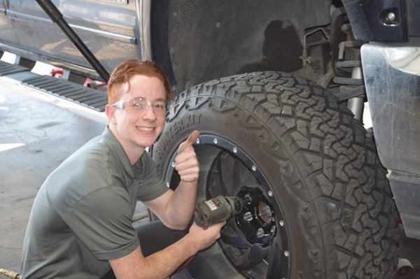 TIRELINK - Updated October 2025 - 16 Photos & 17 Reviews - 27202 ...