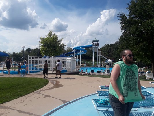 CHESTERFIELD FAMILY AQUATIC CENTER - 24 Photos - 16365 Lydia Hill Dr ...