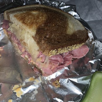 KEN’S NY DELI & BRICK OVEN PIZZERIA - Updated January 2026 - 77 Photos ...