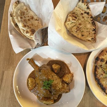 CALI CHILLI - Updated April 2025 - 39 Photos & 26 Reviews - 200 S Los ...