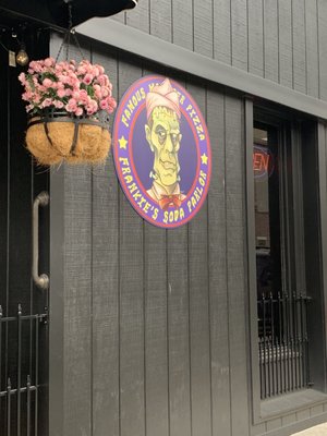 FAMOUS MONSTER PIZZA - 67 Photos & 19 Reviews - 136 North 2nd St ...