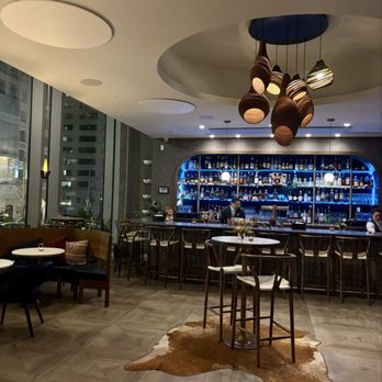 THE HENRI - Updated December 2025 - 140 Photos & 73 Reviews - 1301 ...