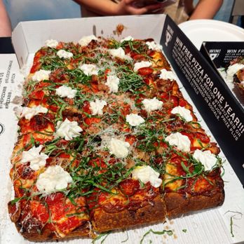 SLICE OF HOMAGE PIZZA - Updated September 2025 - 1024 Photos & 703 ...