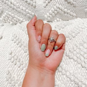 WE NAILS - Updated July 2024 - 858 Photos & 435 Reviews - 8654 Lindley ...