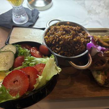 ZANZI BAR CUISINE & LOUNGE - Updated September 2024 - 42 Photos & 26 ...