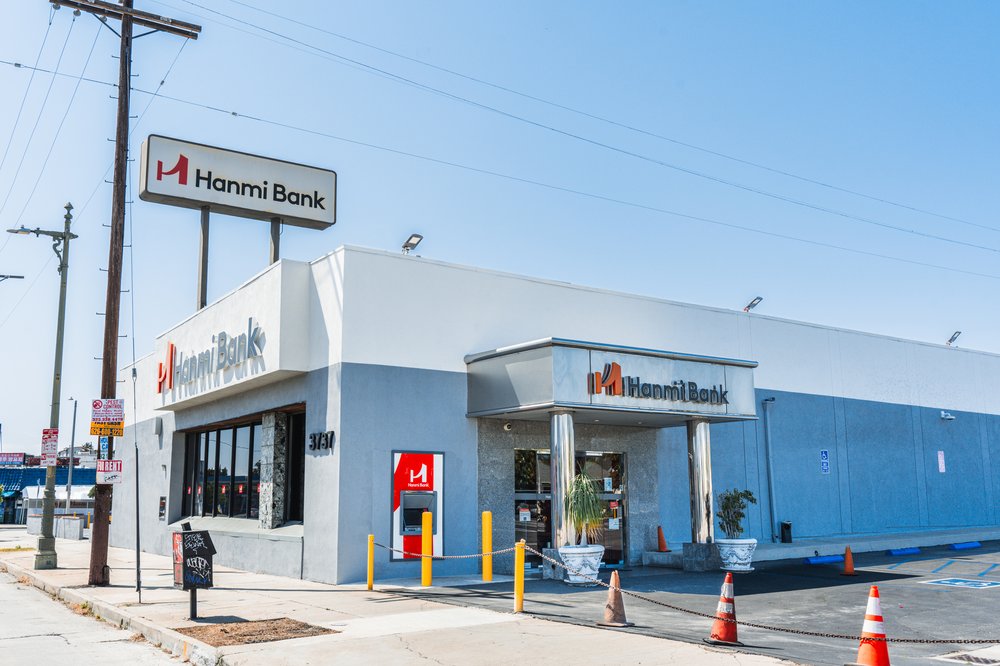 HANMI BANK - Updated August 2025 - 3737 W Olympic Blvd, los angeles ...
