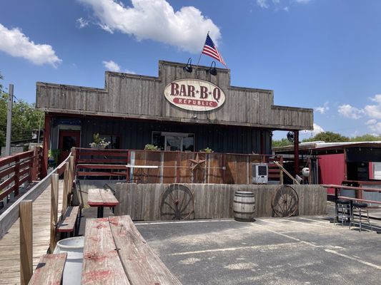 BAR-B-Q REPUBLIC - Updated September 2025 - 123 Photos & 139 Reviews ...