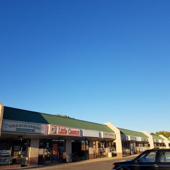 COLUMBUS SQUARE SHOPPING CENTER - Updated January 2026 - 5664 Columbus ...