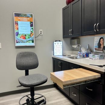 NEVADA EYE PLASTIC SURGERY - Updated December 2025 - 12 Photos & 14 ...