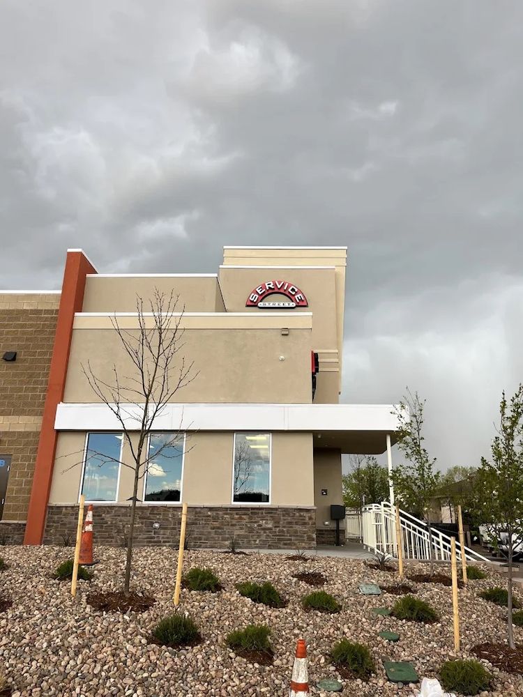 SERVICE STREET AUTO REPAIR - Updated October 2025 - 12 Photos - 3811 ...