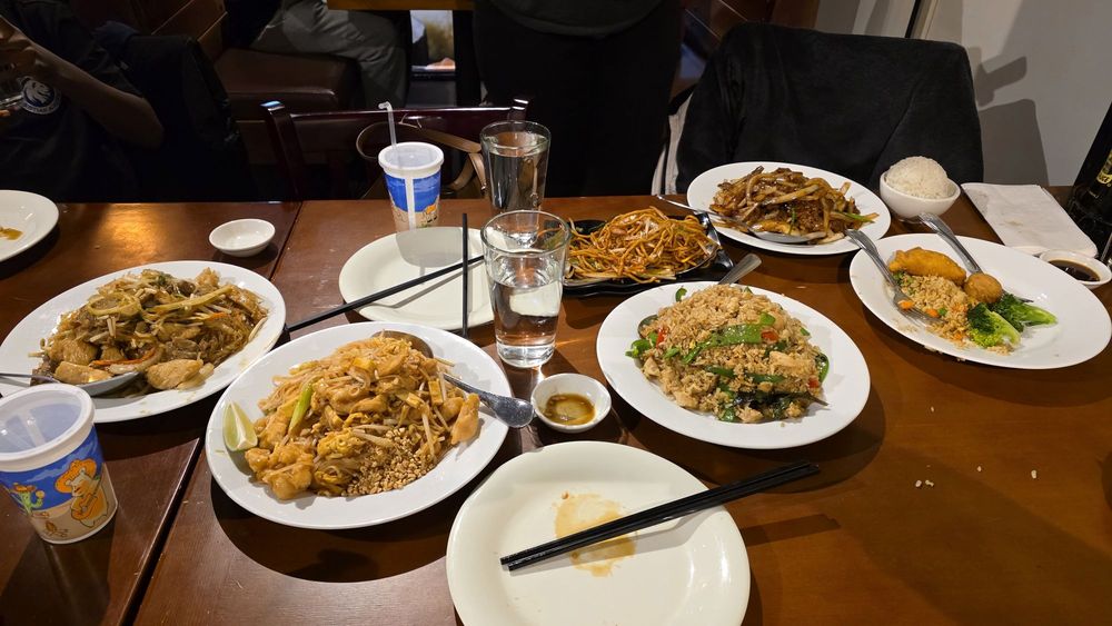 JIN 28 - Updated June 2026 - 104 Photos & 147 Reviews - 752 Sheridan Rd ...