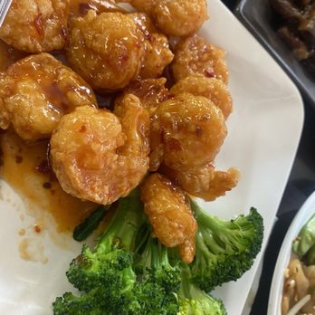 GOLDEN TREE RESTAURANT - Updated December 2024 - 391 Photos & 258 ...