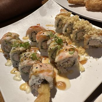 SAKE 2 ME SUSHI - 390 Photos & 390 Reviews - 9205 E 71st St, Tulsa ...