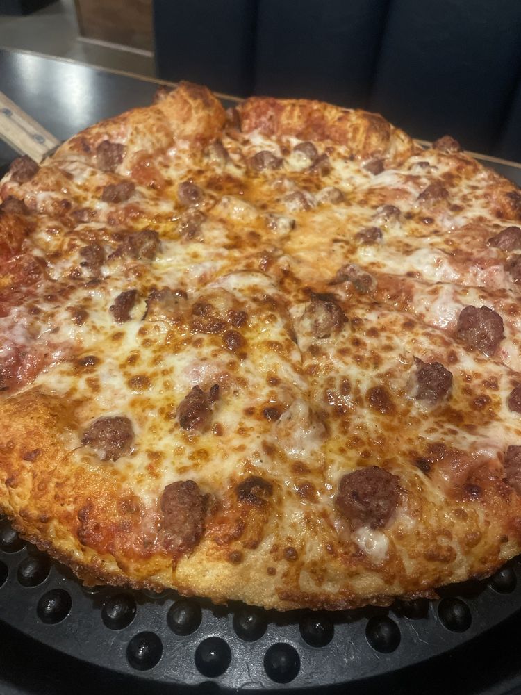 BARRO’S PIZZA - Updated July 2024 - 49 Photos & 137 Reviews - 41722 N ...