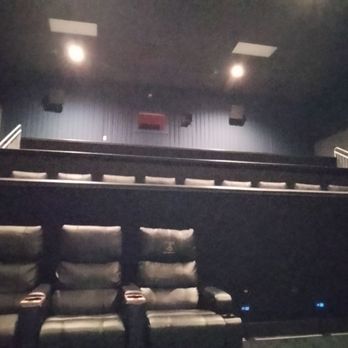 REGAL CROSSROADS - CARY - Updated October 2025 - 220 Photos & 233 ...