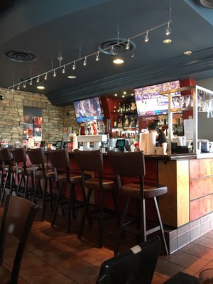 RED ROBIN GOURMET BURGERS AND BREWS - 277 Photos & 419 Reviews - 26522 ...