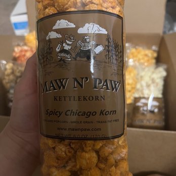MAW ‘N PAW KETTLEKORN - Updated July 2024 - 155 Photos & 155 Reviews ...
