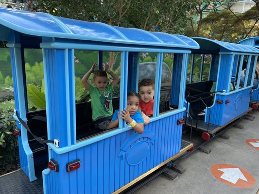 NICKELODEON UNIVERSE - 496 Photos & 154 Reviews - 5000 Center Ct ...