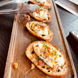 AUTUMN SEATTLE - Updated December 2025 - 293 Photos & 114 Reviews ...