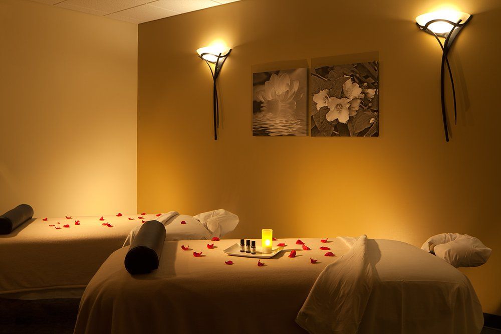 MOON LIGHT SPA - Updated November 2025 - 12623 Poway Rd, Poway ...