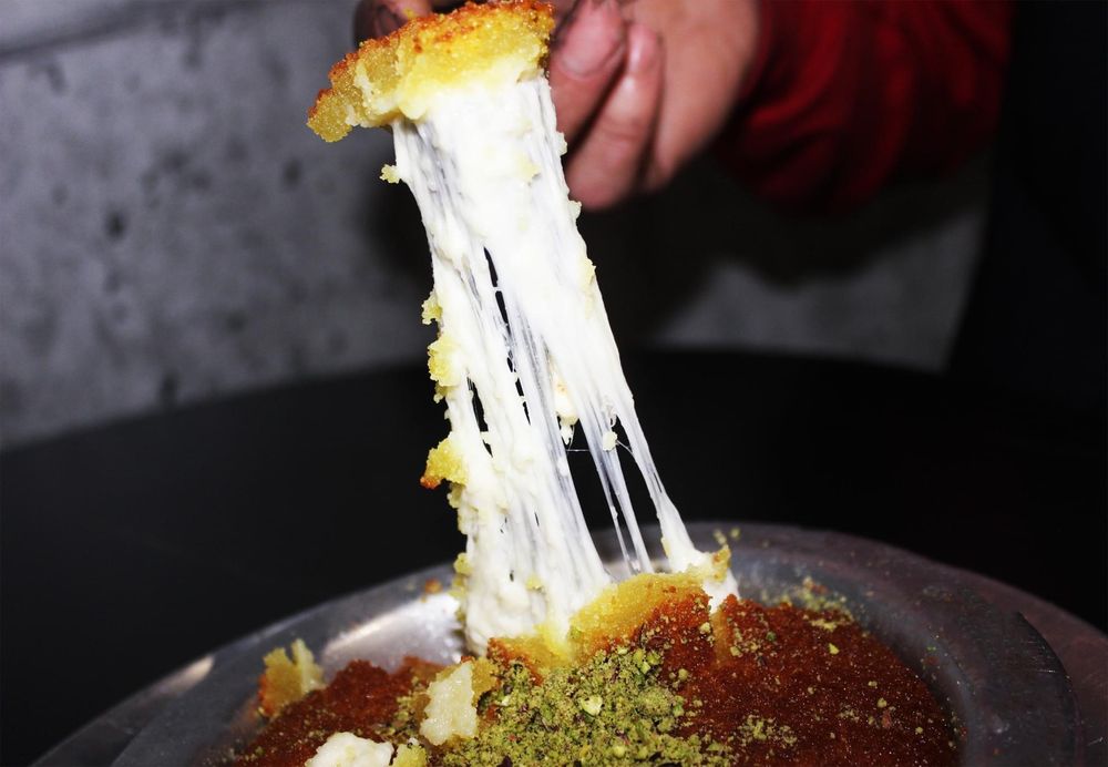 KNAFÉ STOP - Updated November 2024 - 14 Photos - 1475 Rue Dudemaine ...