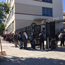 CCSF MISSION CAMPUS - 56 Photos & 19 Reviews - 1125 Valencia St, San ...