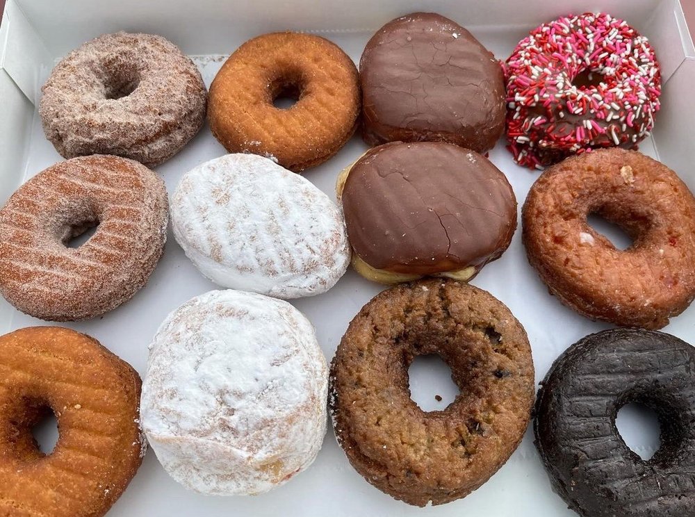 DIXIE DONUTS - Updated July 2025 - 57 Photos & 106 Reviews - 275 W Town ...