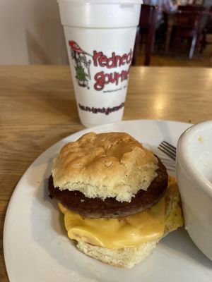 REDNECK GOURMET - 73 Photos & 125 Reviews - 11 N Court Sq, Newnan ...