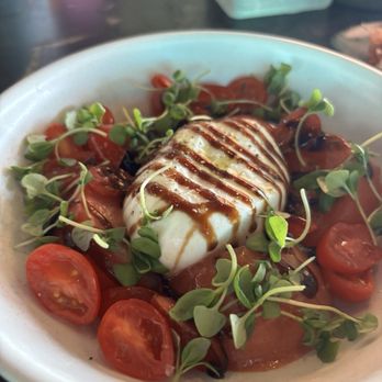 360 WESTPORT - Updated March 2025 - 288 Photos & 76 Reviews - 111 W ...