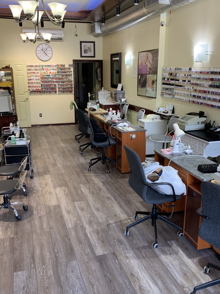 OAK TREE NAIL - TEMP. CLOSED - Updated October 2025 - 22 Photos & 22 ...