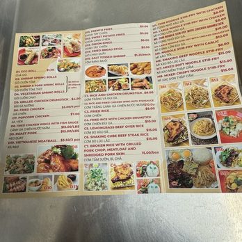 MOM’S BUN MI - Updated January 2025 - 273 Photos & 322 Reviews - 1400 ...