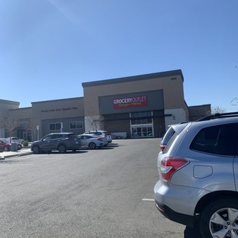 GROCERY OUTLET BARGAIN MARKET - Updated November 2025 - 62 Photos & 54 ...